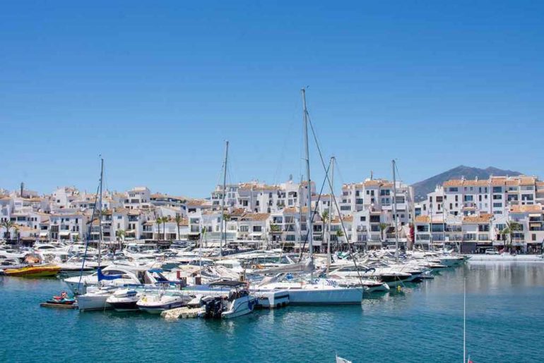 Port of Opulence: Unveiling the Glamour and Excitement of Puerto Banús ...